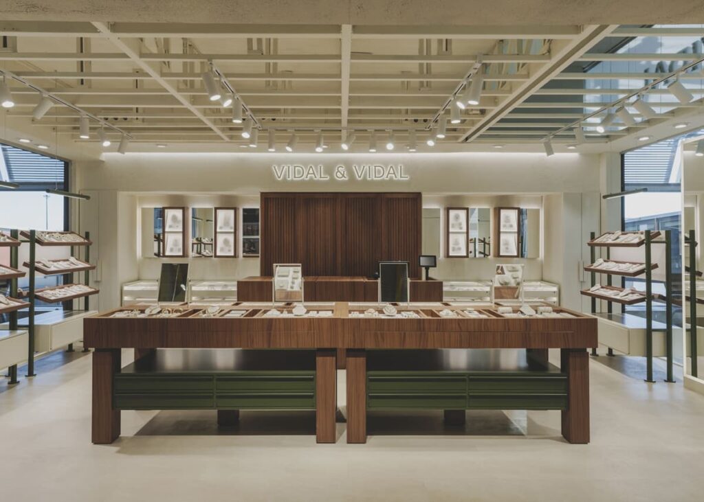 VIDAL & VIDAL quiere alcanzar los 18 millones en 2025- Grupo Duplex