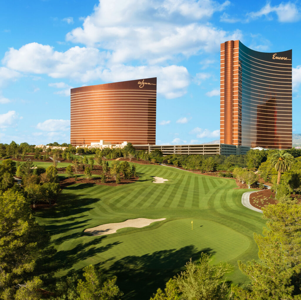 COUTURE Las Vegas refuerza su apuesta relojera con la llegada de Time ...